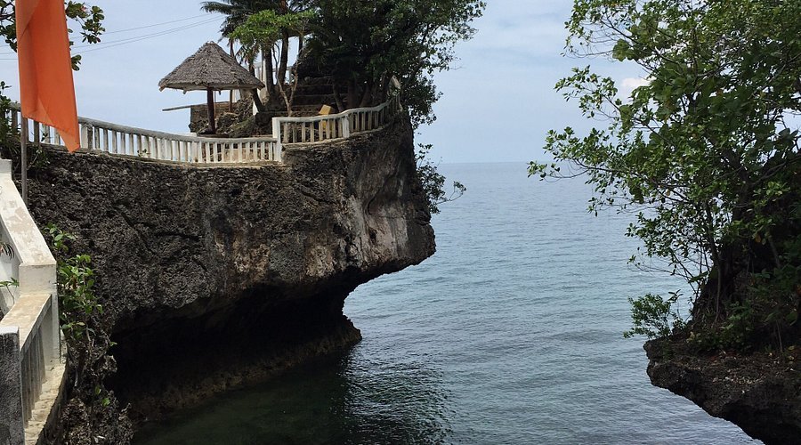 Boho Rock: Where Adventure Meets Tranquility - Tourcamotes.com